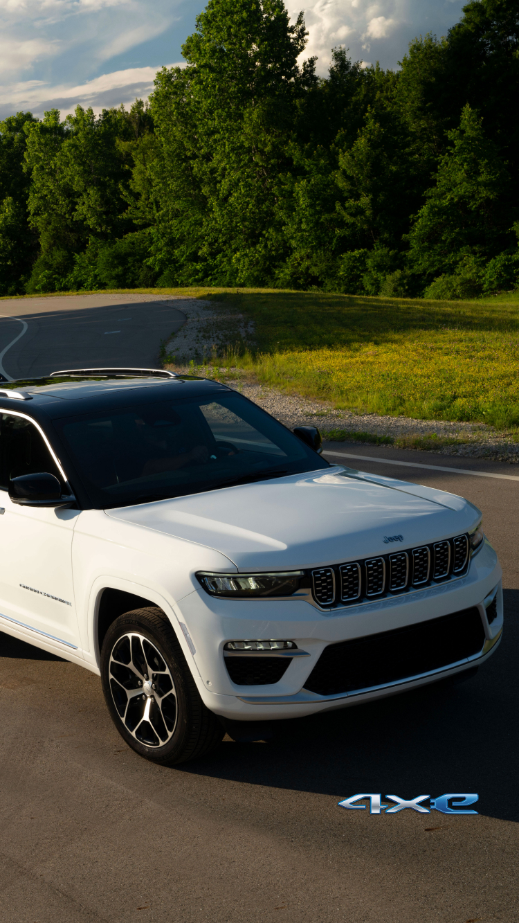 Nový Jeep® Grand Cherokee 4xe - Plug-in Hybrid | Jeep® Česká republika