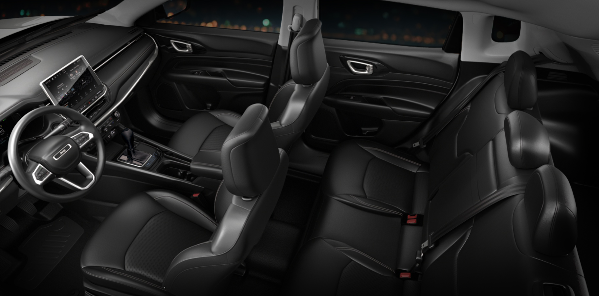 Interiér - Jeep® Compass 4xe Plug-In Hybrid | Jeep® Česká republika