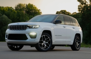 Nový Jeep® Avenger | Electric, e-Hybrid, Benzín | Jeep® CZ